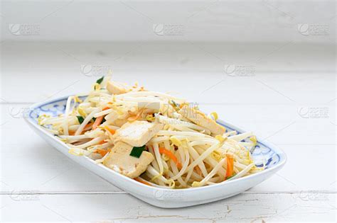 豆腐葱炒豆芽。亚洲菜炒