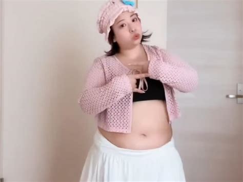 餅田コシヒカリ、“100キロ女子”ダンス披露で「キレッキレ」「ダンスうますぎない？」とファン称賛！ All About ニュース