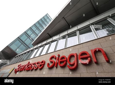 Schriftzug Sparkasse Siegen Dass Gebaeude Gebäude Der Sparkasse Am 09