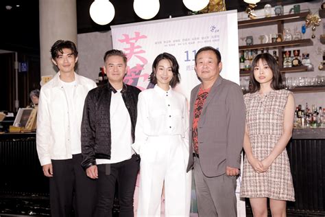 陳雪甄周旋3男人笑稱福利好 鄭志偉隱形股市名嘴只交30多歲女友 蕃新聞