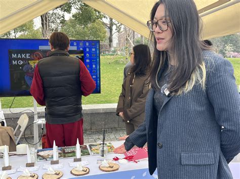 大江东｜ 白玉兰”，解锁上海 市花经济”新玩法人民日报