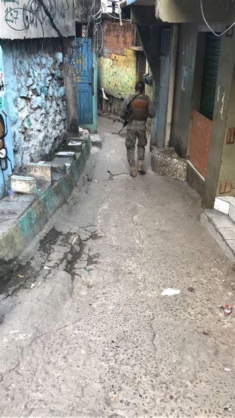 Polícia Realiza Operação Na Rocinha E Em Mais Cinco Favelas Cidades