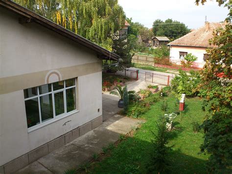 Фотографије Средња Школа Вук Караџић Сечањ