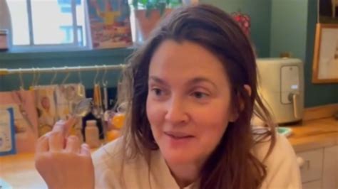 Drew Barrymore Verrast Fans Door Haar Bescheiden Huis Te Laten Zien