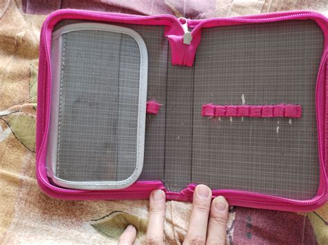 Пенал для олівців та ручок 25 грн Товари для школярів Київ на Olx