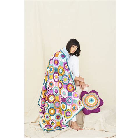 Stylecraft Special Aran Crochet Pattern 9771 Playful Posy Blanket