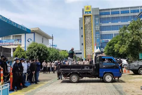 Ledakan Bom Di Pt Pln Jalan Kapten A Rivai Ternyata Hanya Simulasi Sop
