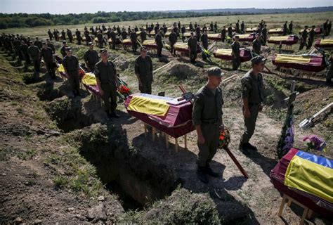 Неизвестные солдаты необъявленной войны: очередные похороны состоялись ...