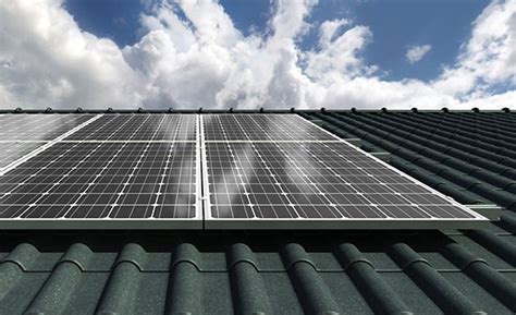 Módulo Fotovoltaico Monocristalino de W EMST M OFF Intelbras