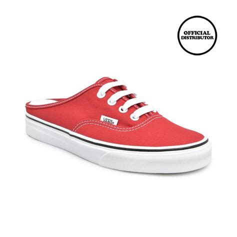 10 Warna Sepatu Yang Cocok Untuk Semua Warna Baju