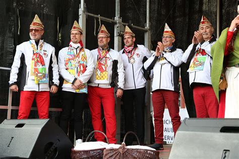 Sessionseröffnung auf dem Münzplatz AKK Arbeitsgemeinschaft Koblenzer Karneval