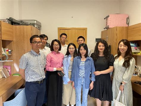 学院领导赴宜宾研究院看望我院学生 生命科学与工程学院
