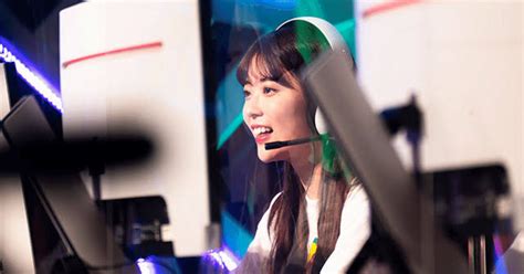彼女の甘えたいのサインはゲーム！？｜アラカルト
