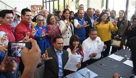PRI PAN y PRD registran coalición ante el Instituto Electoral del