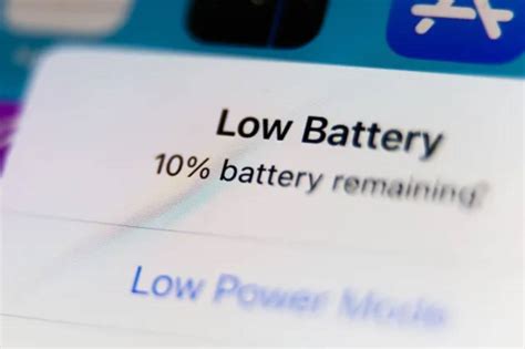 Как держит заряд Айфон после обновления и стоит ли скачивать Ios 17 1 2 прямо сейчас