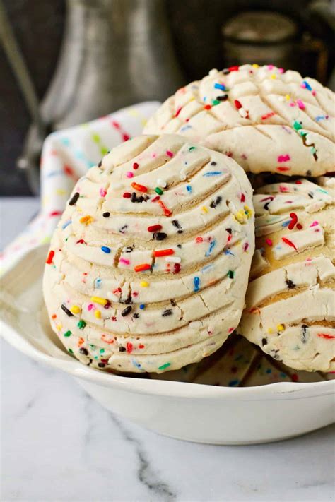 Funfetti Conchas Karens Kitchen Stories