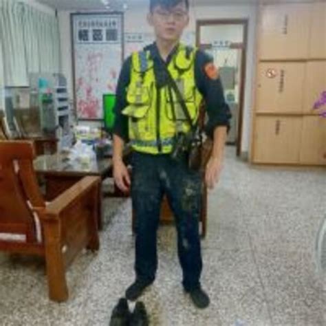 精障男落水尋短 警即刻救援送醫 Enews新聞網