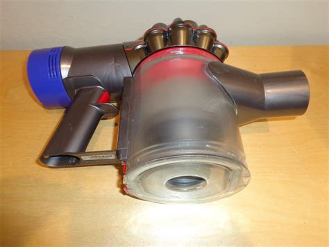 Dyson V8 Cordless Vacuum SV10 Motorhead Body Cyclone NO Battery & FREE ...