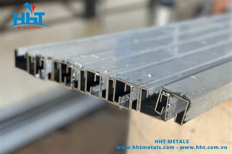 Chấn u inox HHT Metals