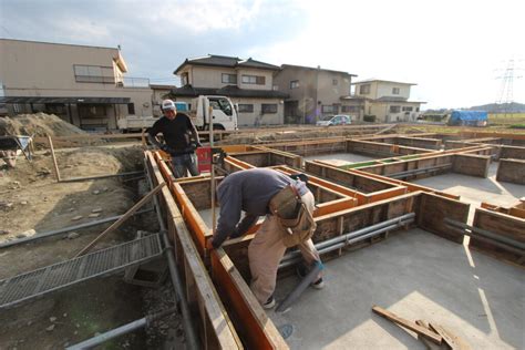 N様邸型枠組立 栃木県那須塩原市で高断熱高気密住宅を作っている工務店斎藤建設のサイトです