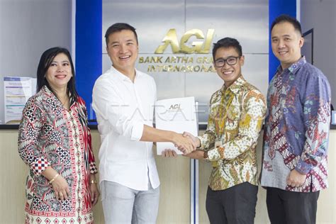 PERESMIAN KANTOR CABANG PEMBANTU BANK ARTHA GRAHA ANTARA Foto