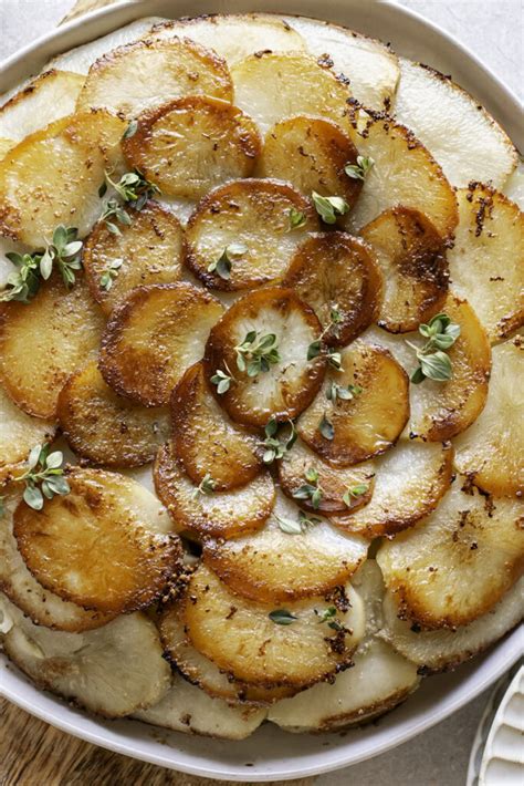 Vegan Parmesan Pommes Anna Skillet Potatoes Healthy Little Vittles