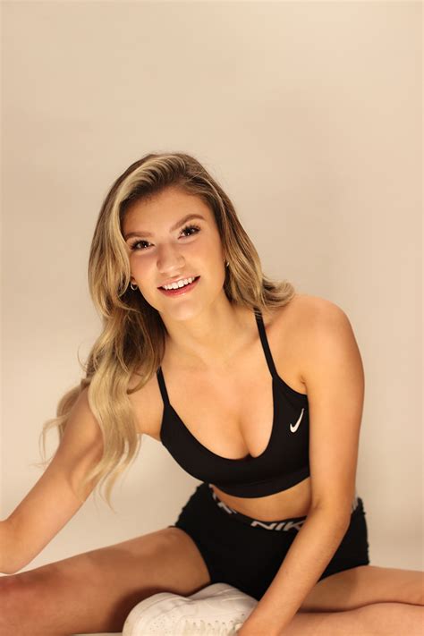 Nike NV Models New View Modeling