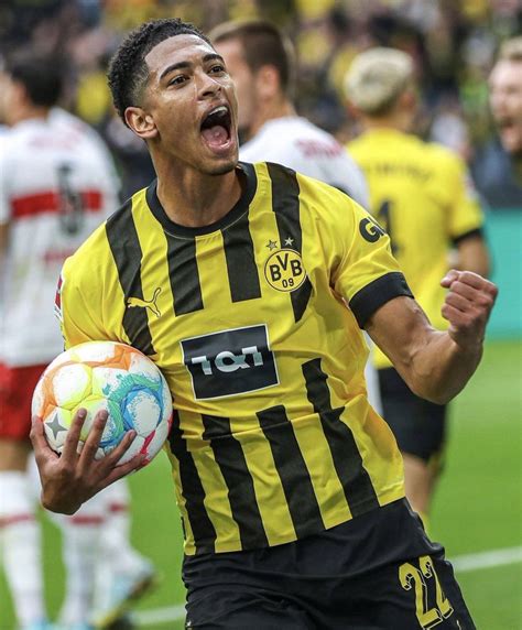 Real Madrid On Twitter レアル・マドリードはイングランド代表mfジュード・ベリンガムとの契約でbvbと合意した模様
