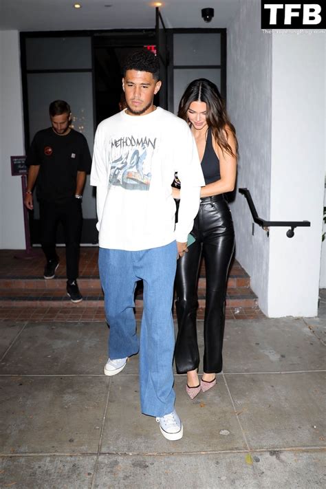 Kendall Jenner Devin Booker Arrive At Catch Steak In Weho Fappening🍆💦