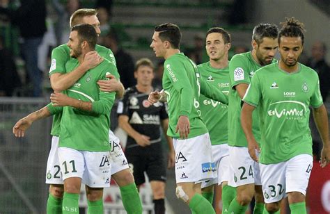 FOOTBALL COUPE DE LA LIGUE Paris SG Saint Étienne comme dhabitude