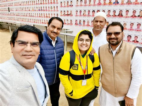 Jaisalmers Tanya Got Selected In Neet कोरोना में अपनी गुल्लक से