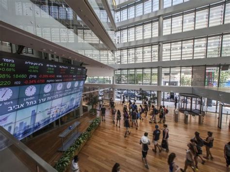 النيابة العامة في دبي تطبق نظام شكاوى المتعاملين أريبيان بزنس