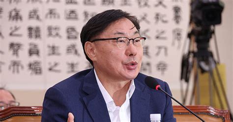 국민의힘 청문회서 ‘연어 술파티 발언한 이화영 검찰에 고발