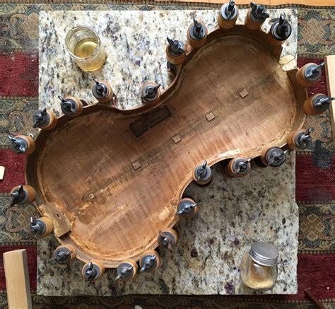 Mirecourt The Naked Luthier