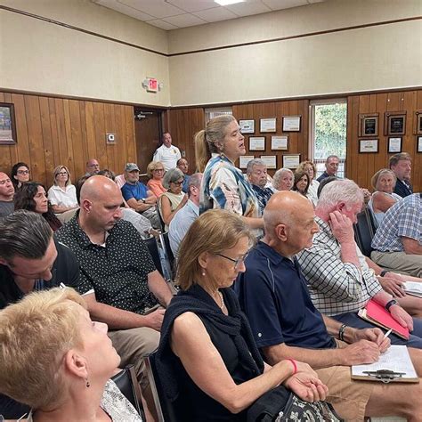 Editorial Us Versus Them Mentality No Benefit To Cow Harbor Park
