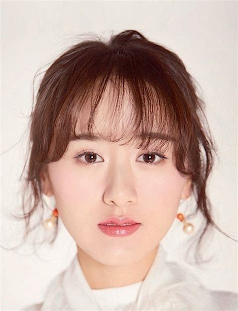 Bin Yuans Instagram Twitter And Facebook On Idcrawl