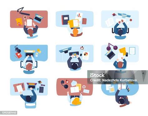 직장 사람들 최고 전망 개인 작업 영역 다른 데스크톱 노트북과 모니터를 가진 비즈니스 남성과 여성 직원들은 테이블에 앉아 컴퓨터로 작업합니다 벡터 작업자 집합 풍경보기에