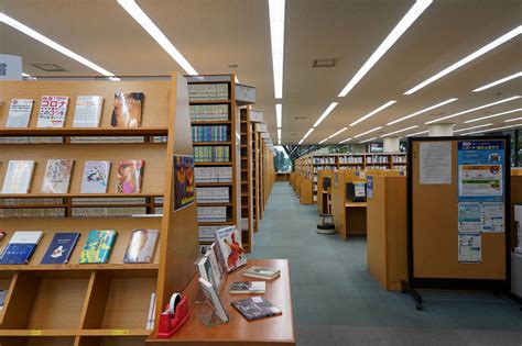 図書館のトイレ改修工事、照明器具・エレベータ更新工事が完了しました｜大学｜ニュース｜熊本学園大学｜夢のとなりにクマガクがいる。