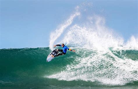 Cheers Mick Mick Fanning Announces Retirement Fcs Us