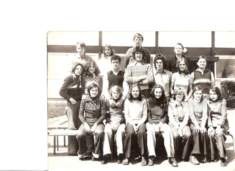 Photo De Classe Classe 4a4 De 1977 Ecole Maternelle Et Primaire Des 4