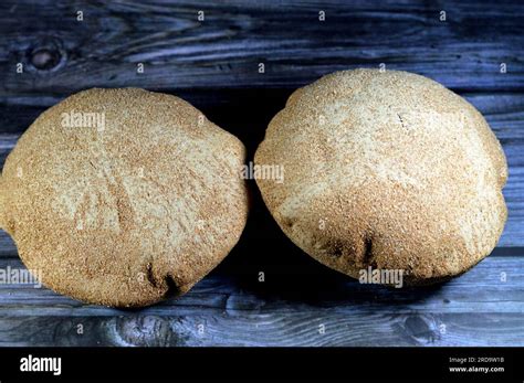 Egyptian Brown Bran Thin Crispbread Bread Puff Thin Crispy And