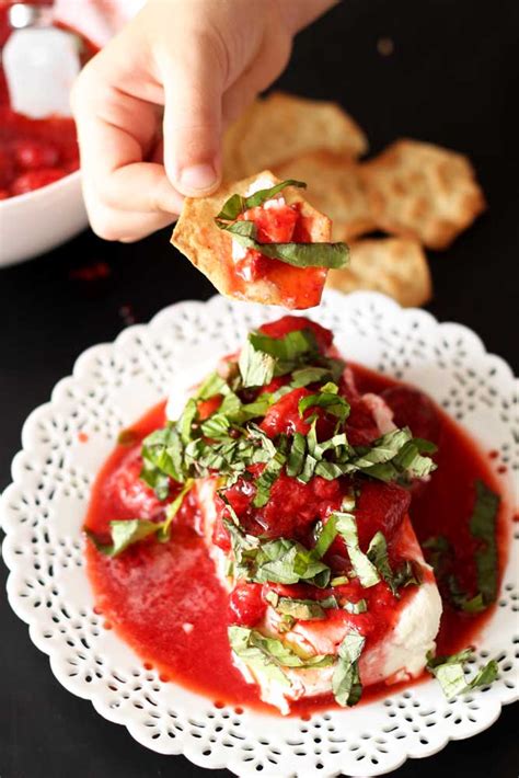 Basil Strawberry And Cream Cheese Appetizer