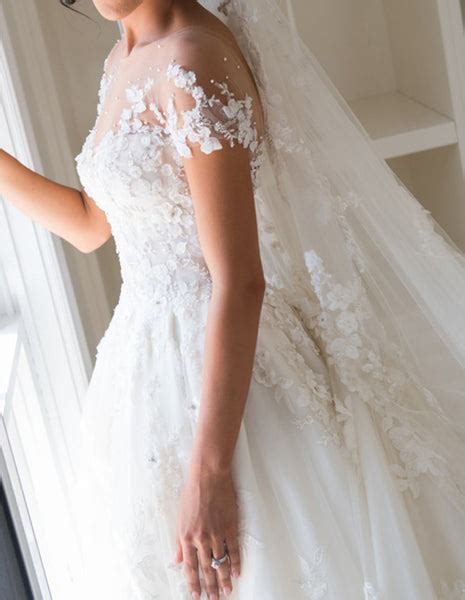 Gorgeous White Lace A Line Scoop Backless Long Wedding Dress With
