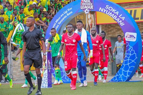 SIMBA WAIVUTIA KASI YANGA NGAO YA JAMII Saleh Jembe