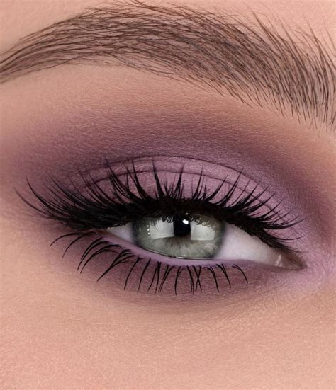 Pin By Stacy Ethridge On Makeup Purple Eye Makeup Eye Makeup