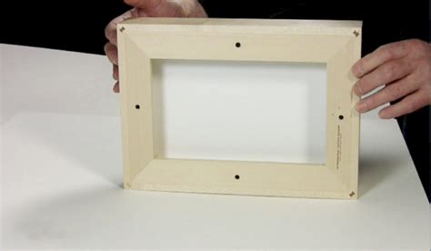 HOW TO USE OUR FLOATER FRAMES WITH CRADLES FOR PANEL PAINTINGS OR MOUNTED PHOTOGRAPHS I