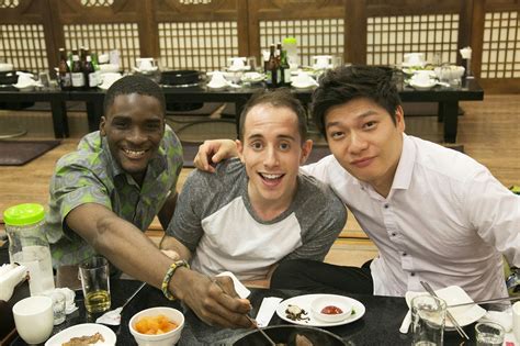 비정상회담 페이스북에 올라온 회식사진