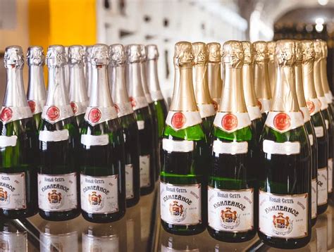 Дом шампанских вин “Новый Свет”