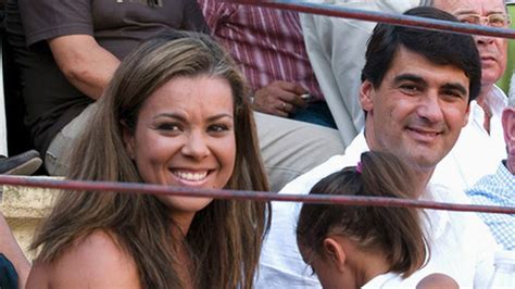 María José Campanario Por qué voy a estar con alguien que no me quiere