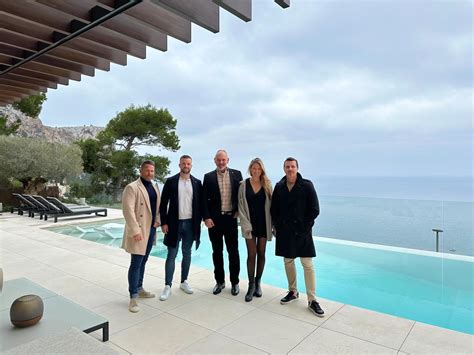 Award Winning Global Real Estate Brokerage And Netflix Star The Agency